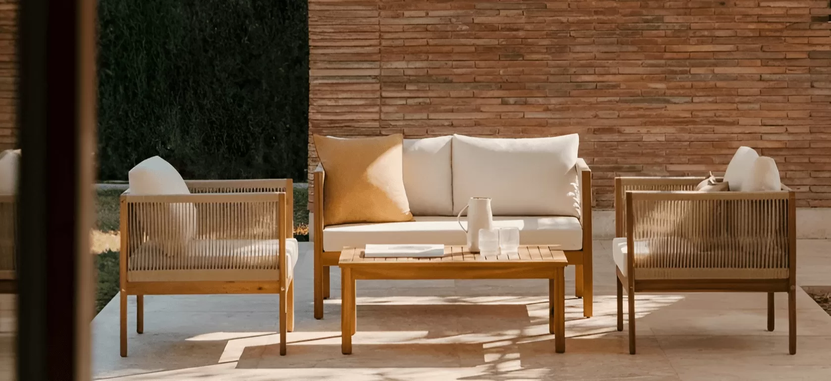 Decoração de Pátios: Dê vida ao seu espaço exterior